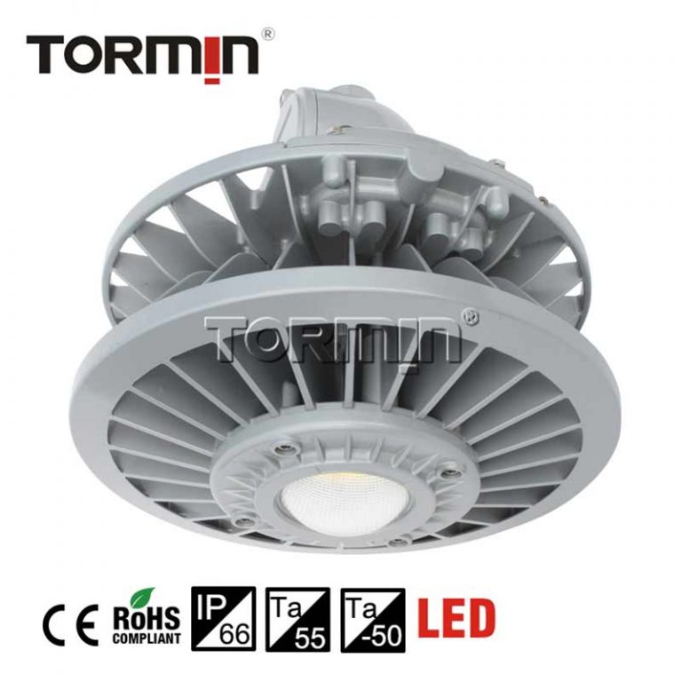 Pole mounted high performance waterproof LED light fixture Model ...